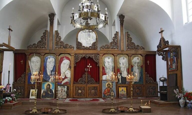 Baba Vanga Age, Death, Husband, Children, Family, Biography – Mystical Bee